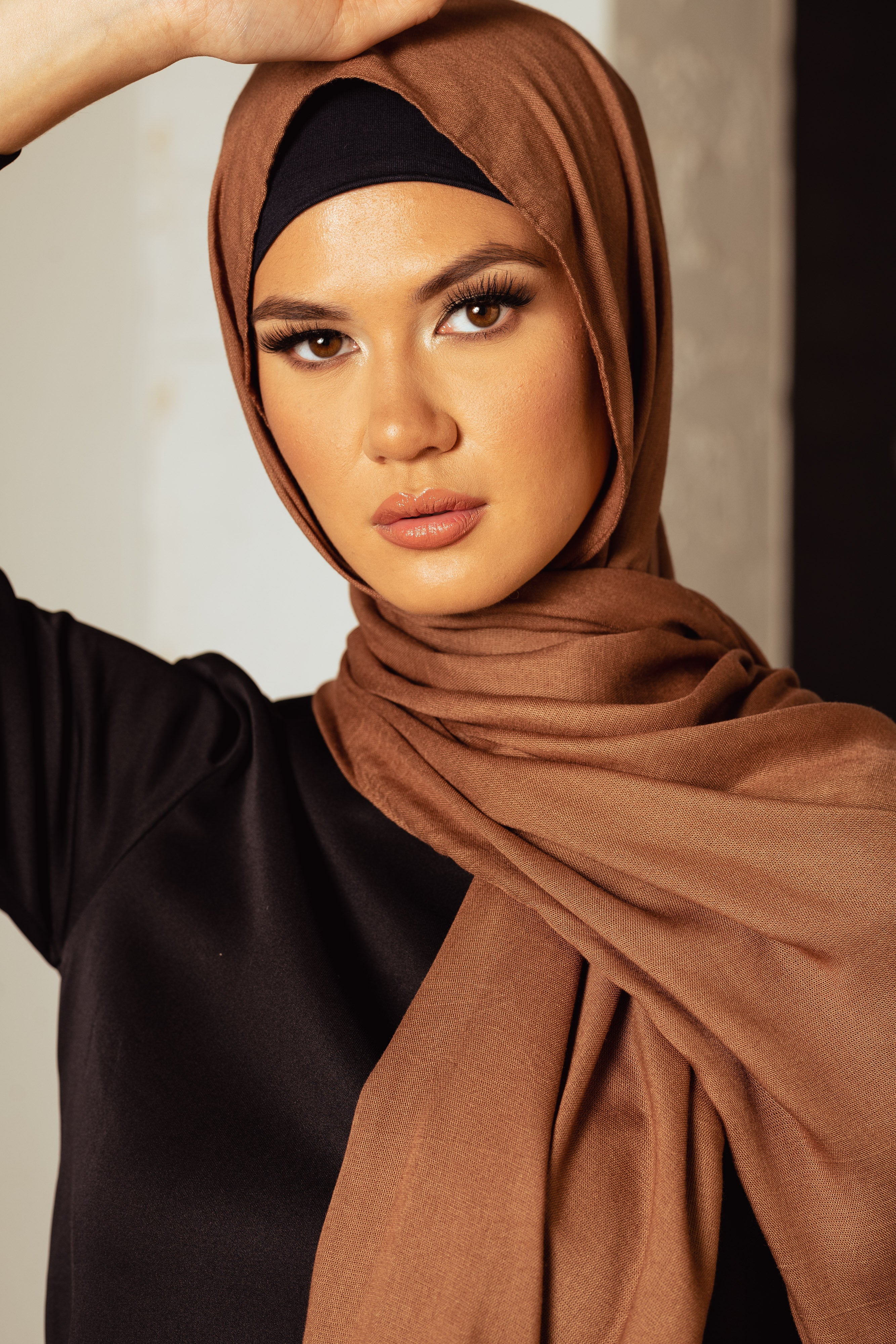 Cocoa Premium Demure Modal Headscarf – SOFINAS