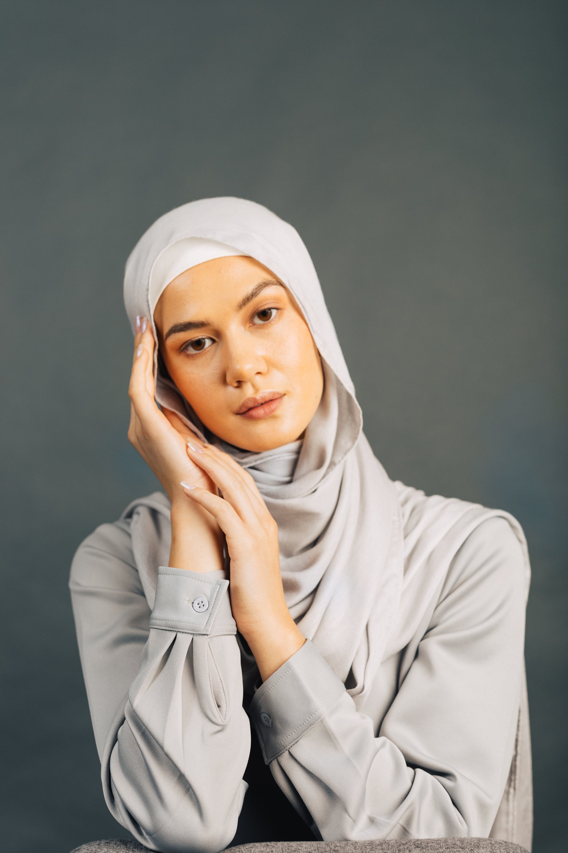 Mirage Grey Demure Headscarf – SOFINAS