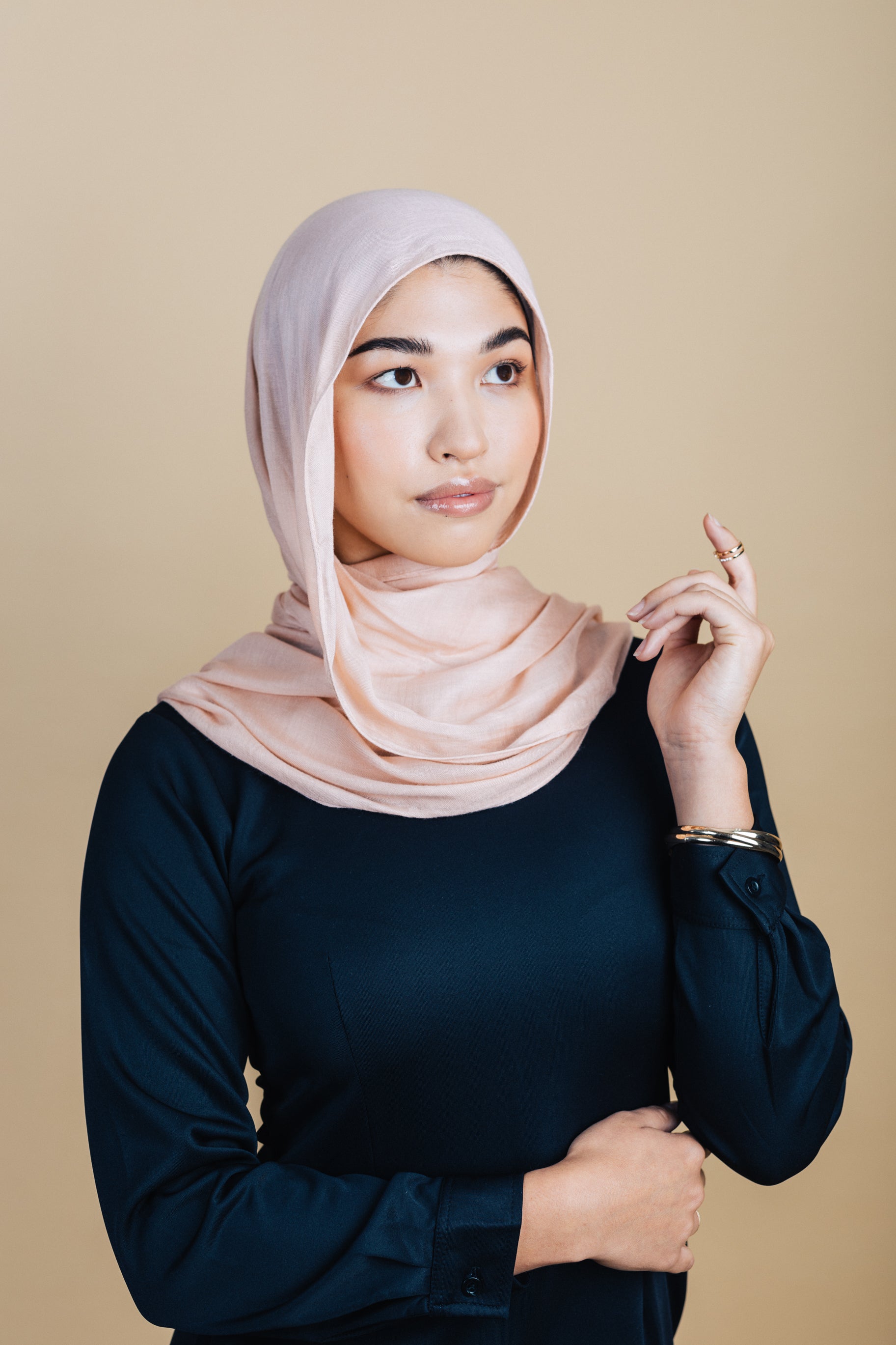 Amberlight Premium Modal Demure Headscarf – SOFINAS